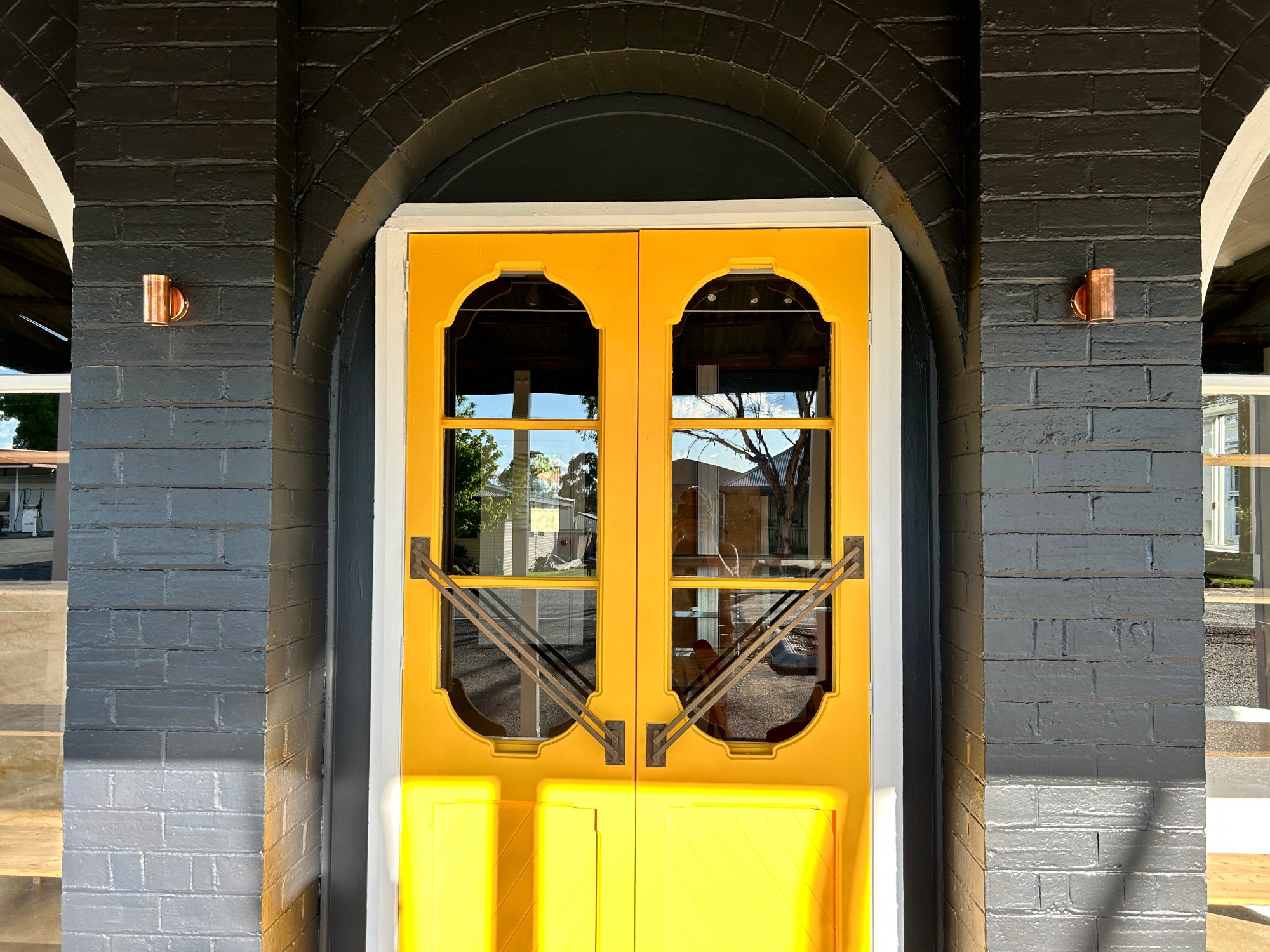 Contact & Buy – The Makers Shed